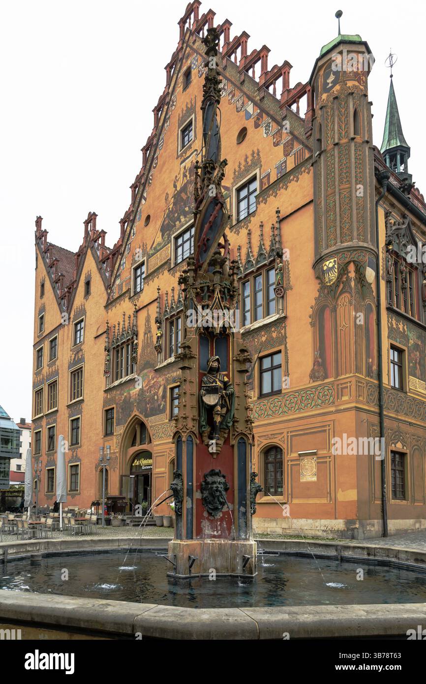 With its facade paintings, Ulm Town Hall is one of the city's special ...