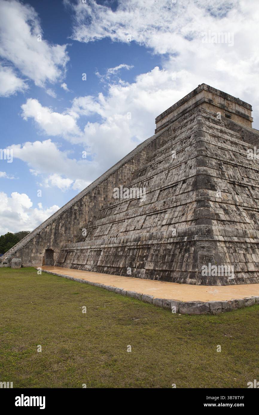 Majestic ruins in Chichen Itza, Mexico.Chichen Itza is a complex of ...