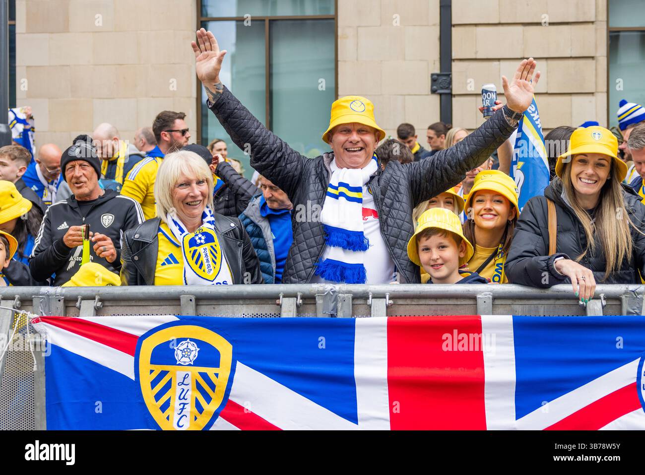 Leeds, UK. 05 MAY, 2025. Fans celebrate in the city center as Leeds ...