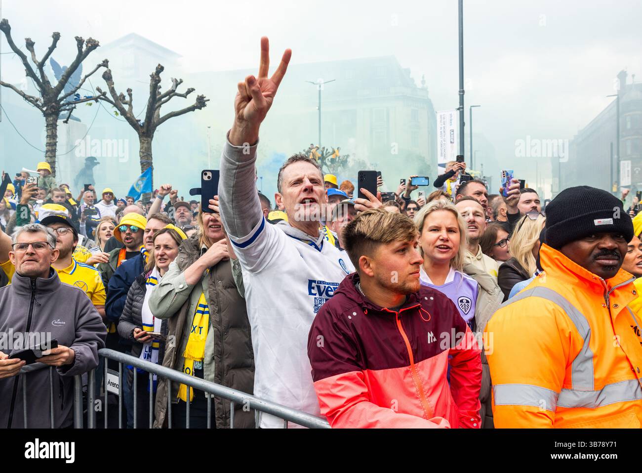 Leeds, UK. 05 MAY, 2025. Fans celebrate in the city center as Leeds ...