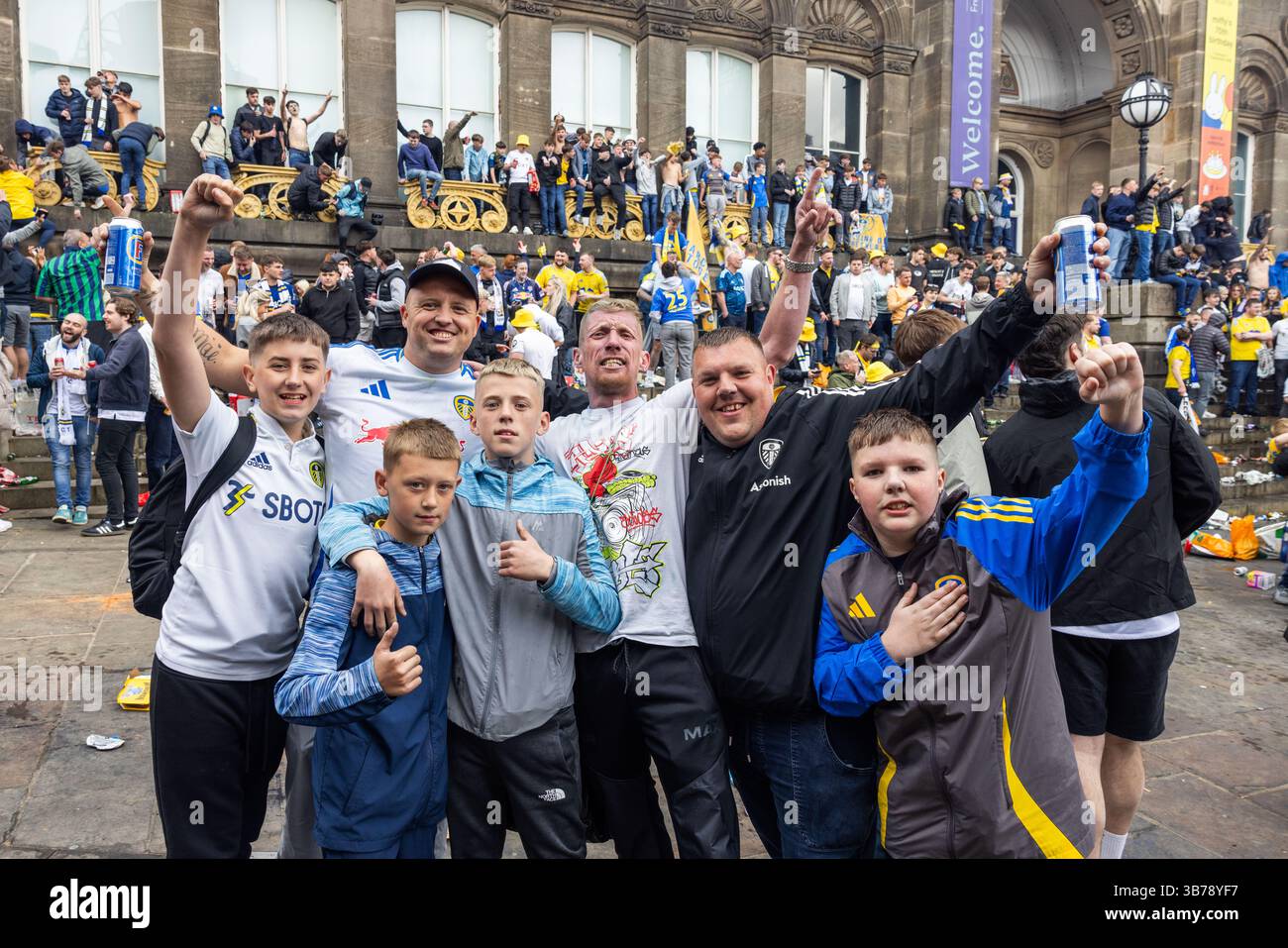 Leeds, UK. 05 MAY, 2025. Fans celebrate in the city center as Leeds ...