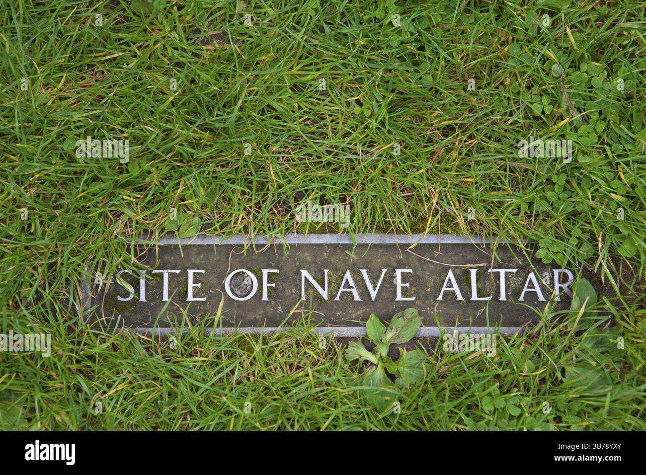 Site of Nave Altar - a mark indicating where the ruins of the temple ...