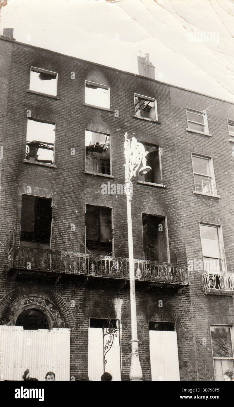 British embassy dublin fire hi-res stock photography and images - Alamy