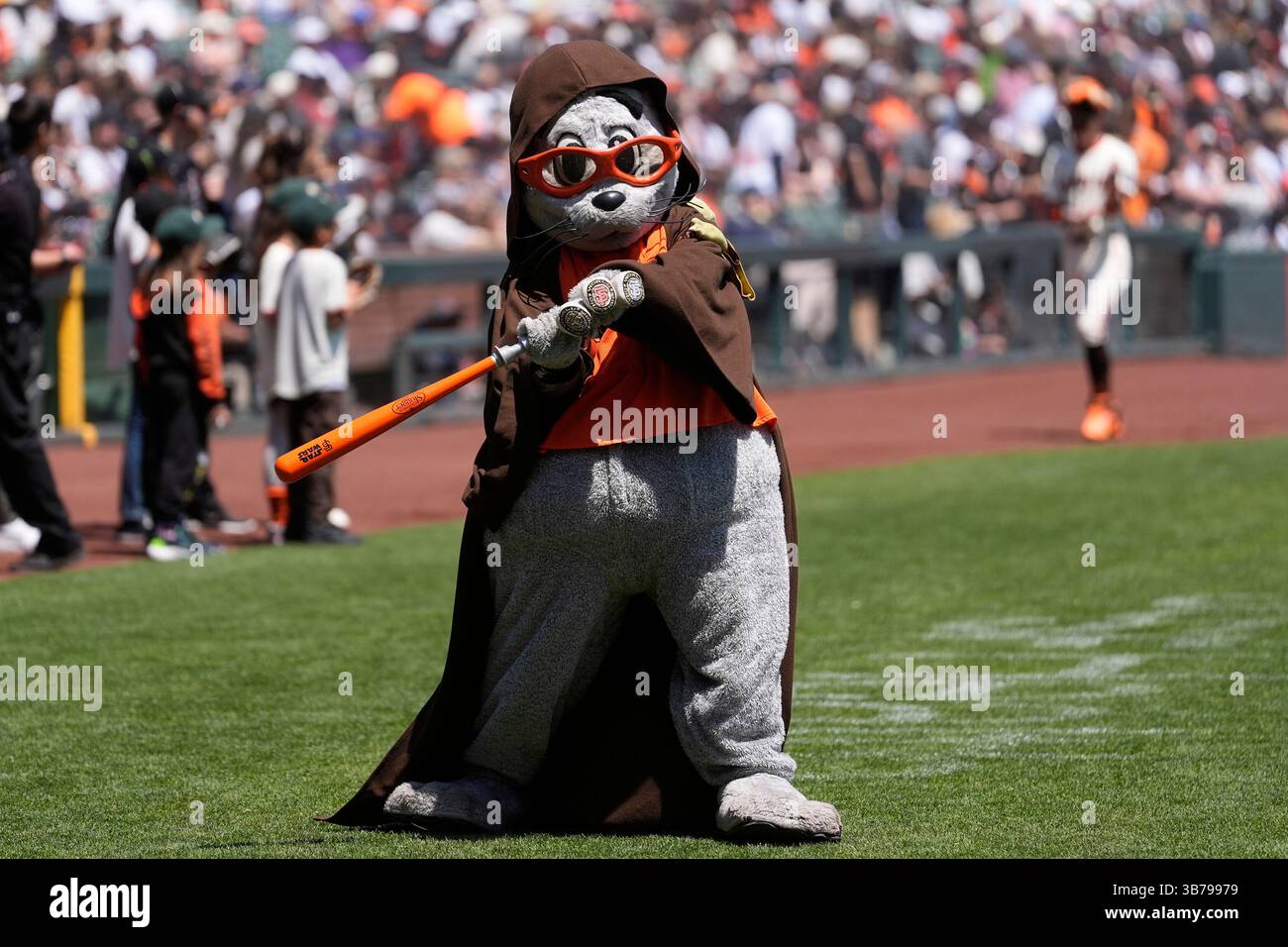 San Francisco Giants mascot Loun Seal is dressed for Star Wars weekend ...