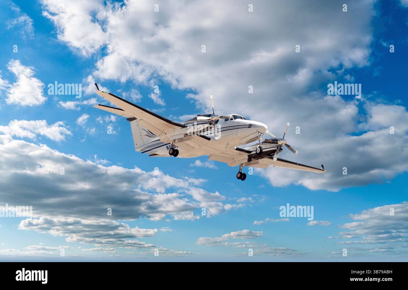 Beechcraft Super King Air 350 turbo-prop plane with the landing gear ...