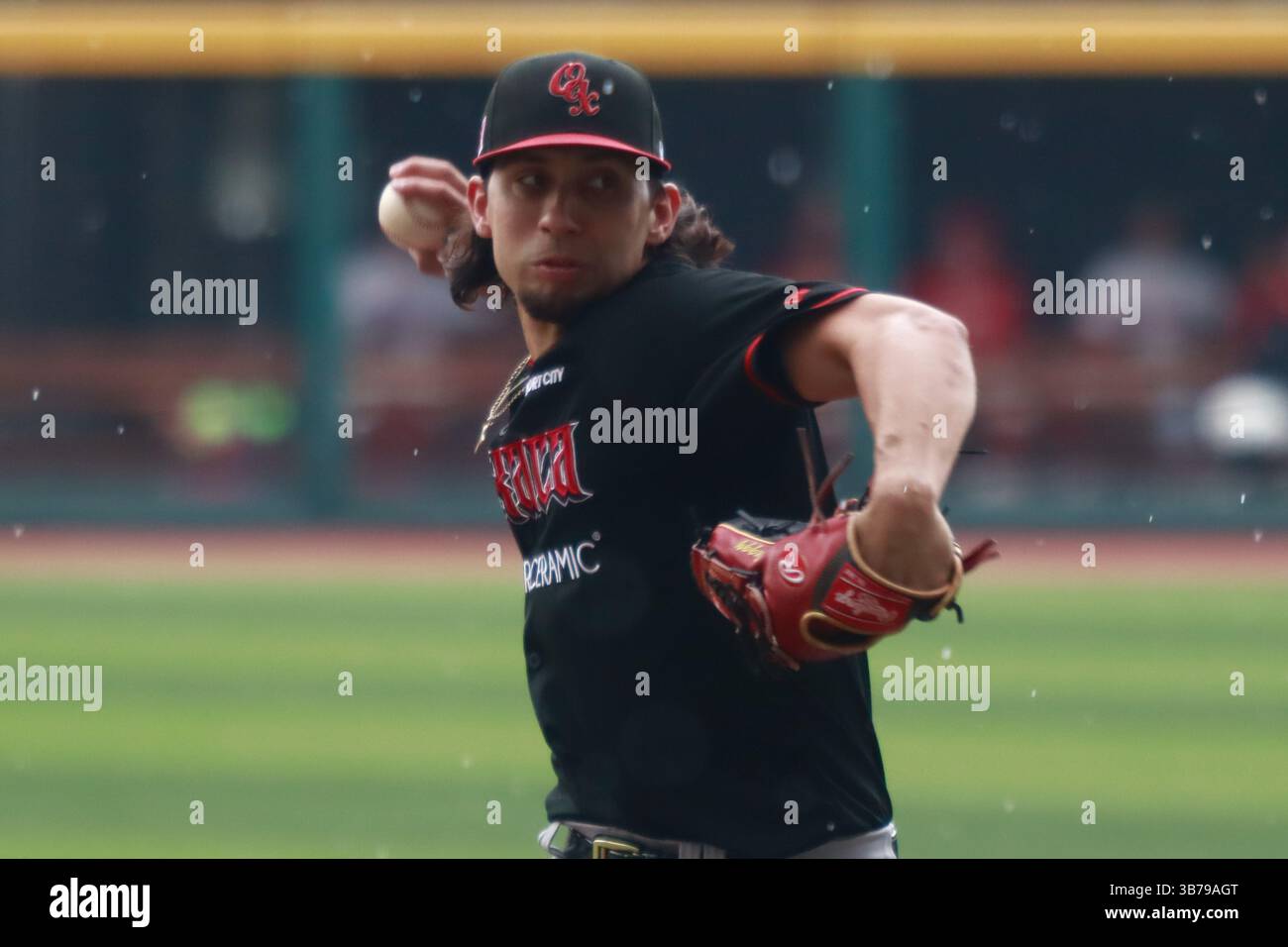 Mexico City, Mexico. 04th May, 2025. Robert Dugger #14 of Guerreros de ...