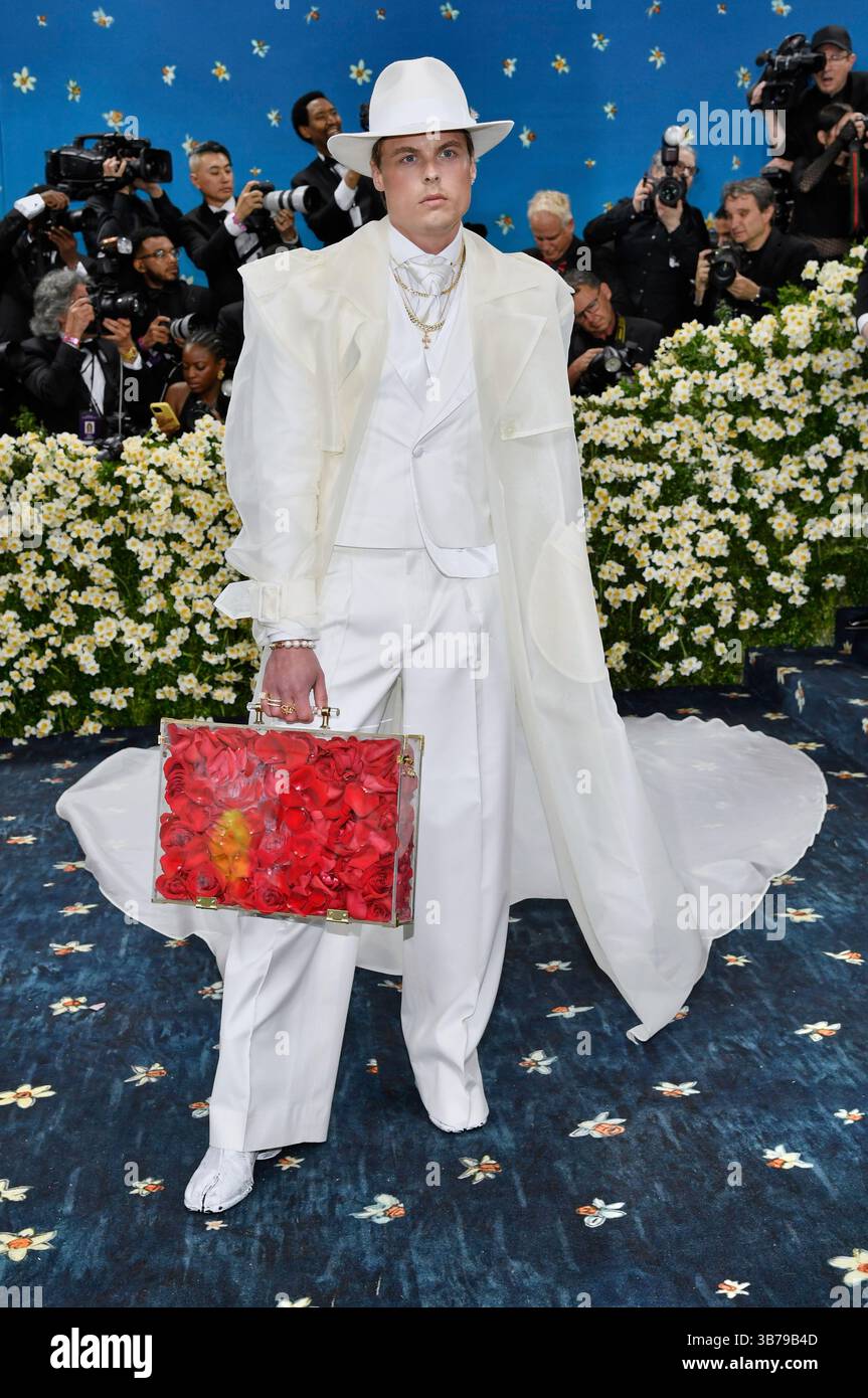 Gustav Magnar Witzoe attends The Metropolitan Museum of Art's Costume ...