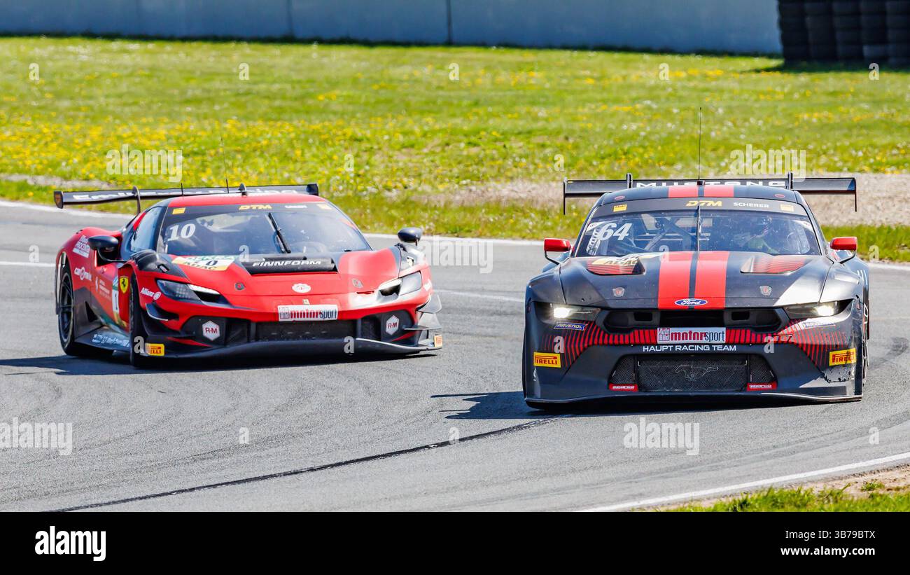 Oschersleben, Deutschland. 26th Apr, 2025. von links: Ben Green (GBR ...