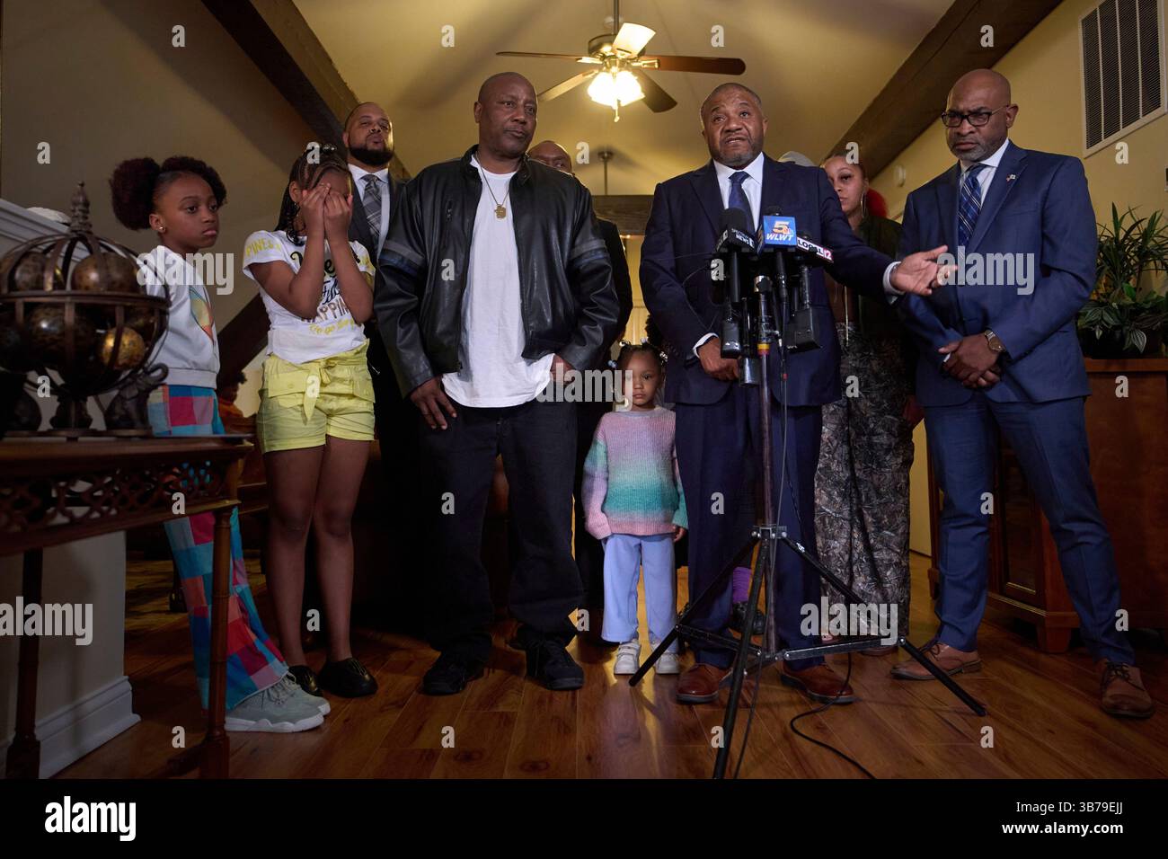 The family of Ryan Hinton and their legal team from The Cochran Firm ...