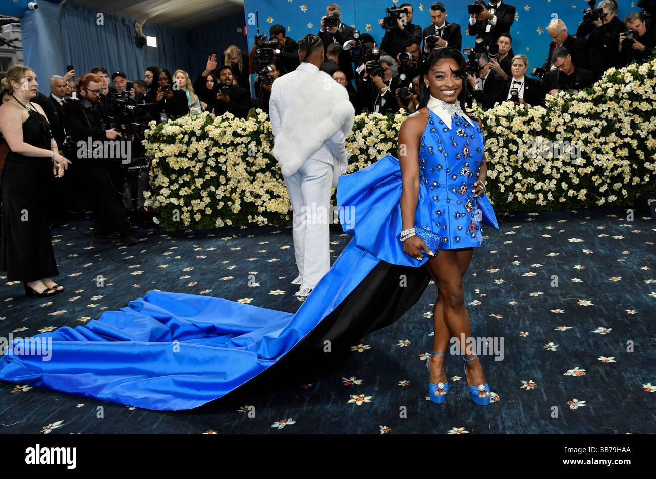 Simone Biles attends The Metropolitan Museum of Art's Costume Institute ...