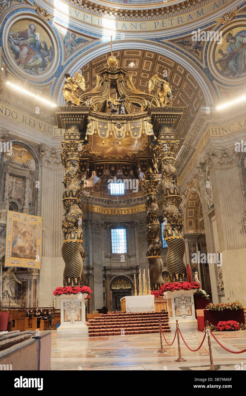 Bronze canopy towers over the churchs altar hi-res stock photography ...