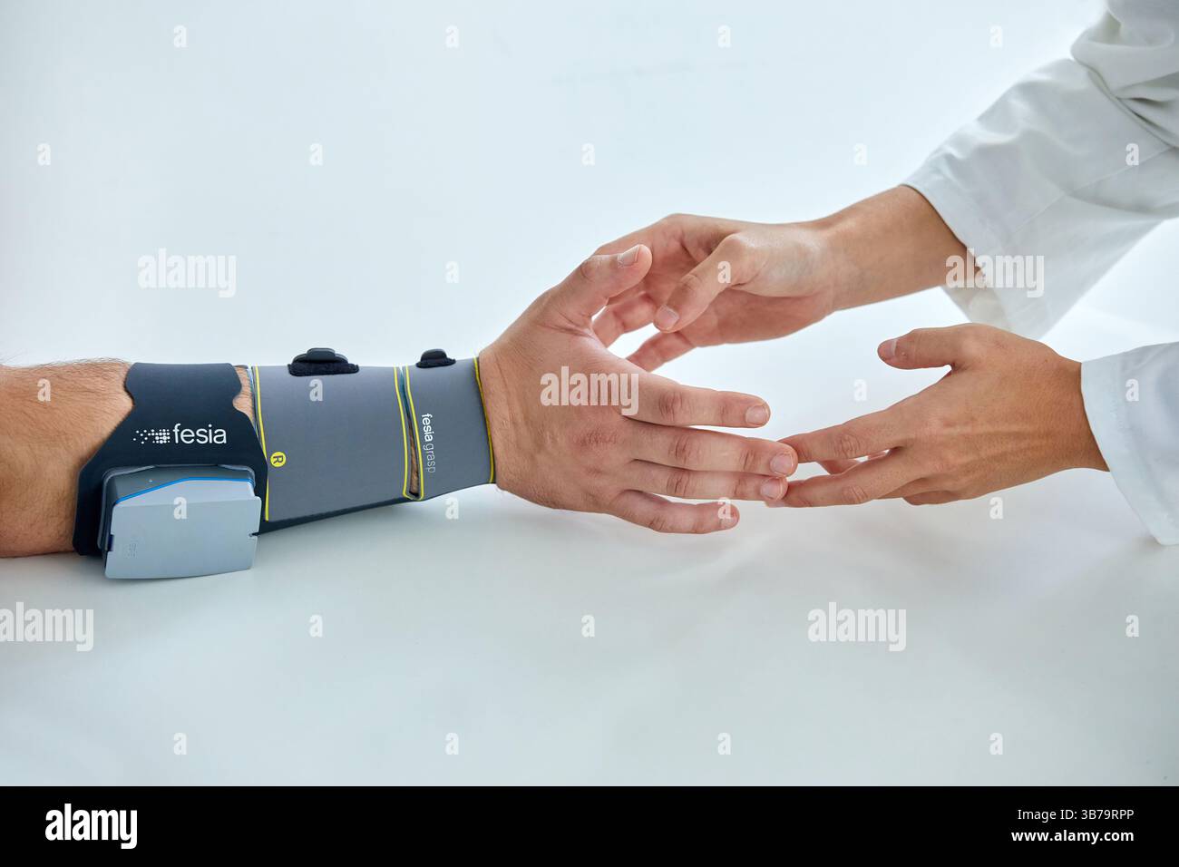 The rehabilitation device based on functional electrical stimulation ...