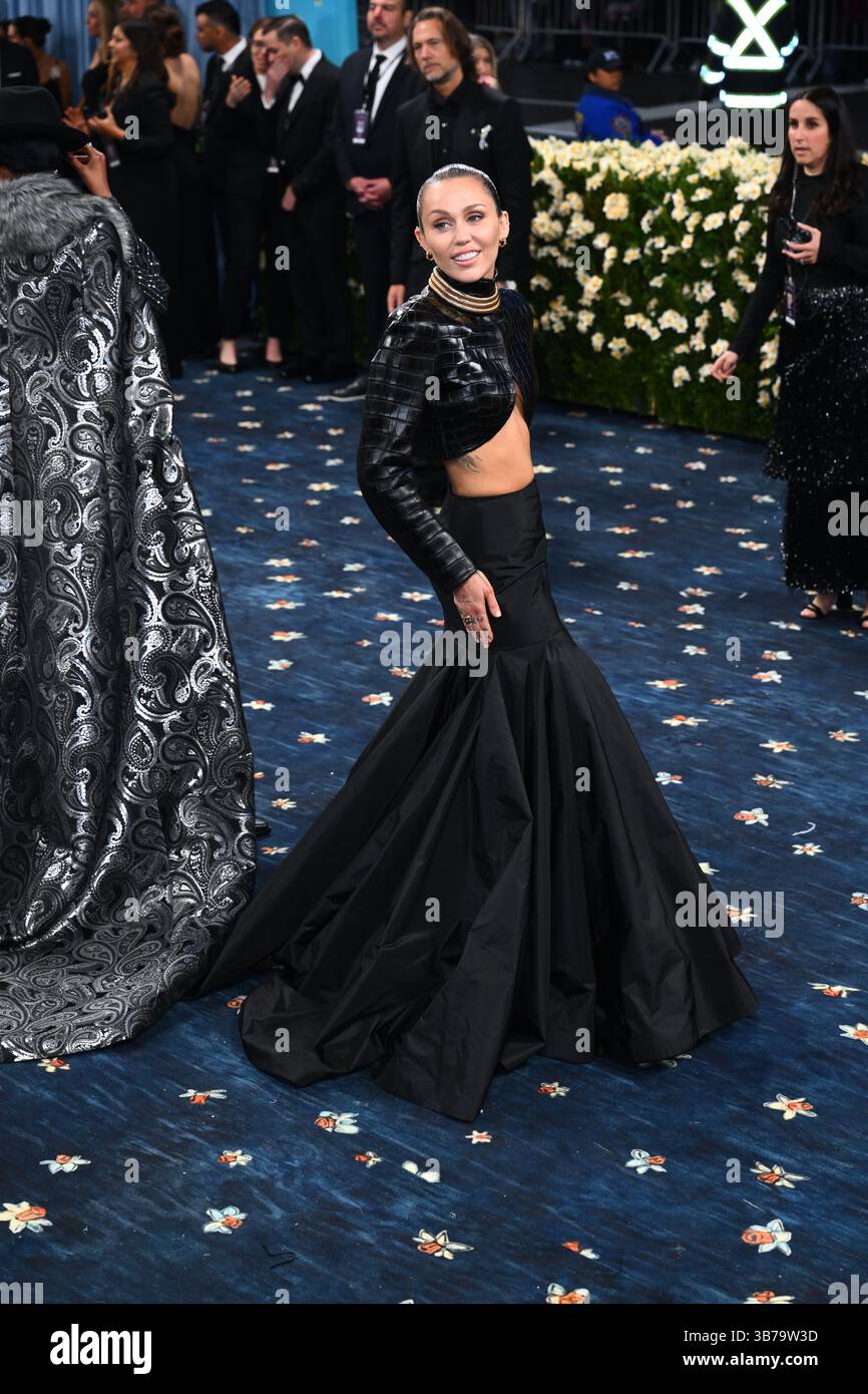 Miley cyrus 2025 hi-res stock photography and images - Alamy