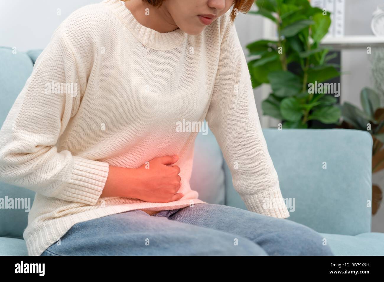 stomach ache. Asian women have abdominal pain, indigestion, gastritis ...