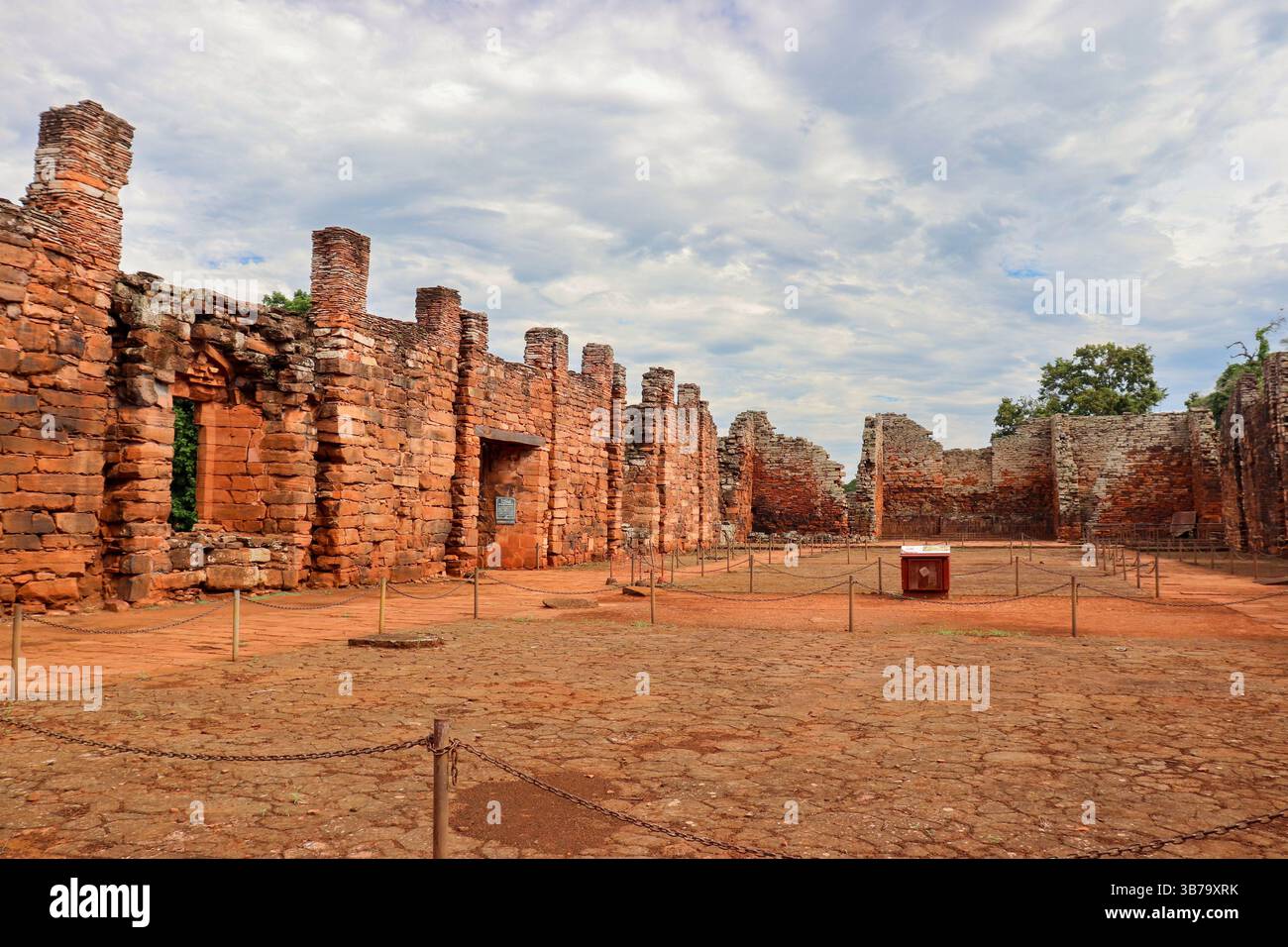 Interior view of the ruins of San Ignacio Mini, Misiones, Argentina ...