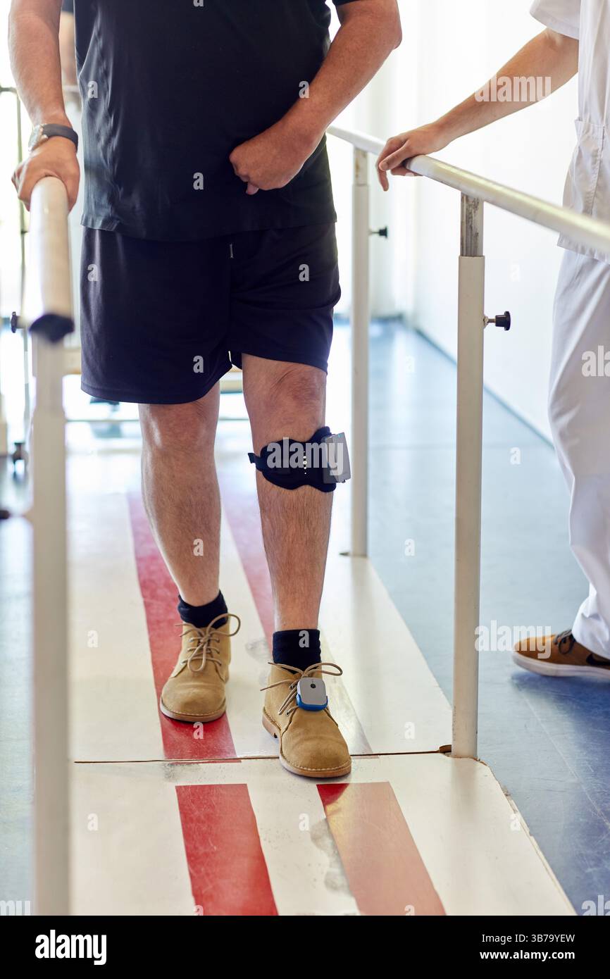 Gait neurorehabilitation device for people who suffer from drop foot as ...