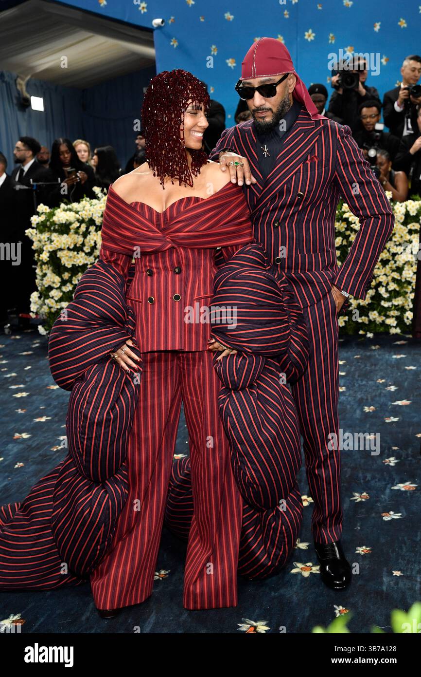 Alicia Keys, left, and Swizz Beatz attend The Metropolitan Museum of ...