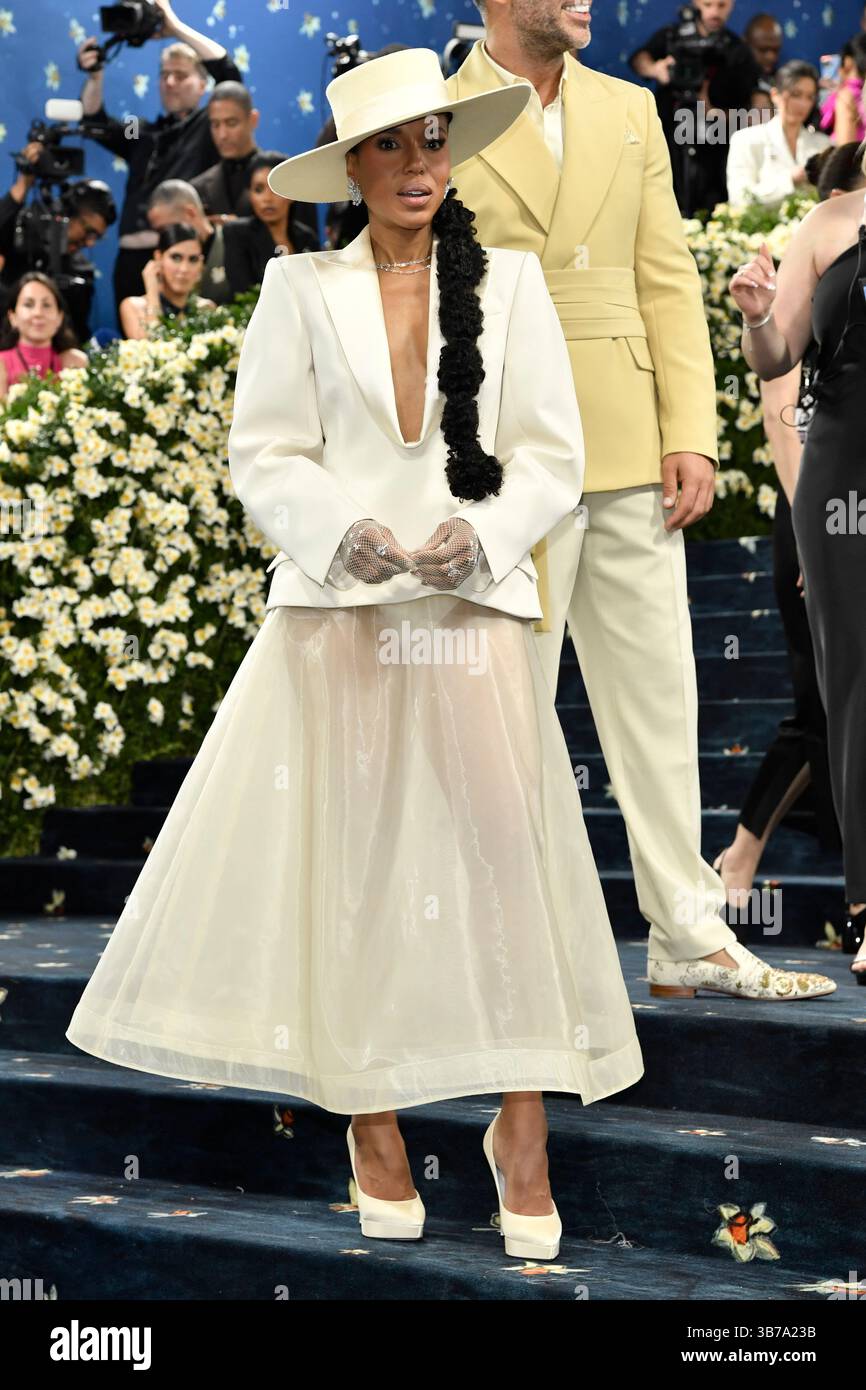 Kerry Washington attends The Metropolitan Museum of Art's Costume ...