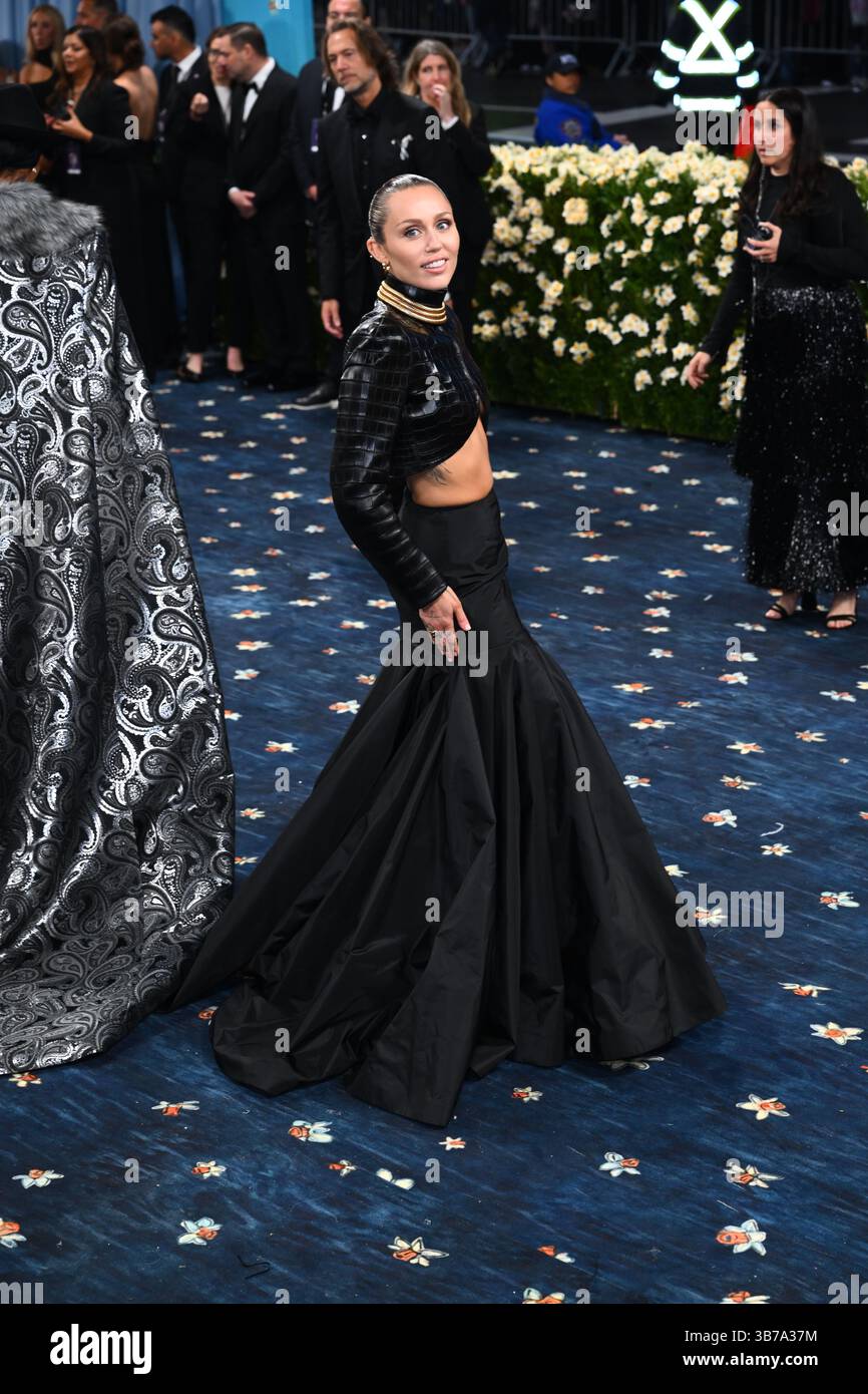 Miley Cyrus attending the Metropolitan Museum of Art Costume Institute ...