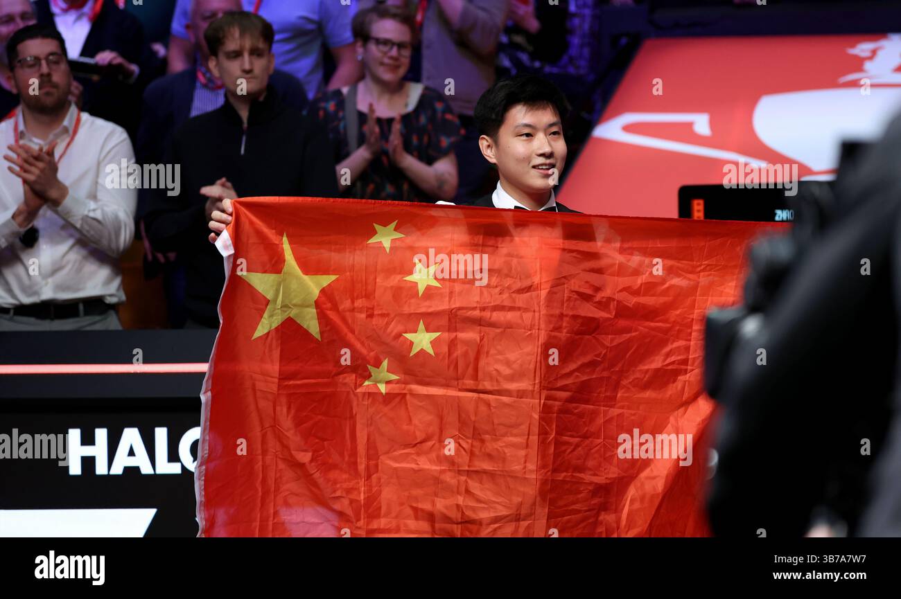 Sheffield, Britain. 5th May, 2025. Zhao Xintong of China celebrates ...