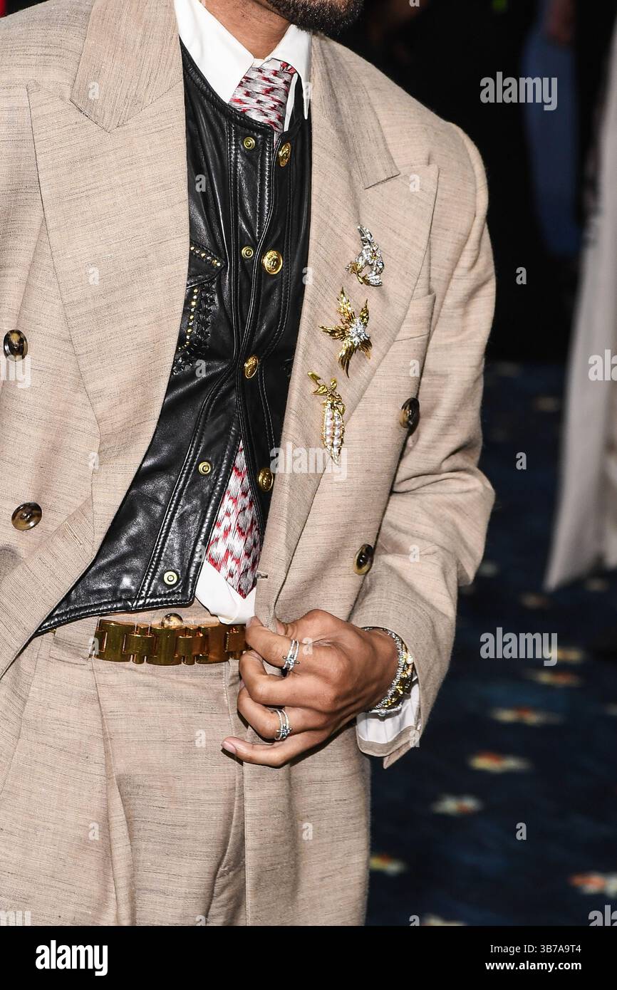 New York, USA. 05th May, 2025. Chance The Rapper walking on the red ...