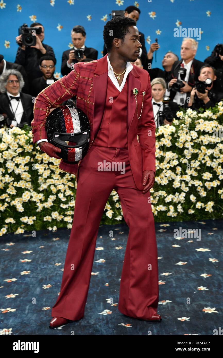 Damson Idris attends The Metropolitan Museum of Art's Costume Institute ...
