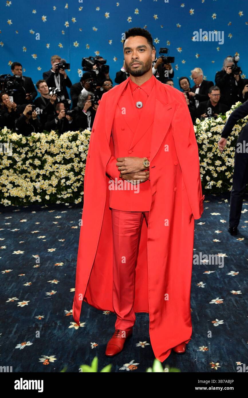 Rege-Jean Page attends The Metropolitan Museum of Art's Costume ...
