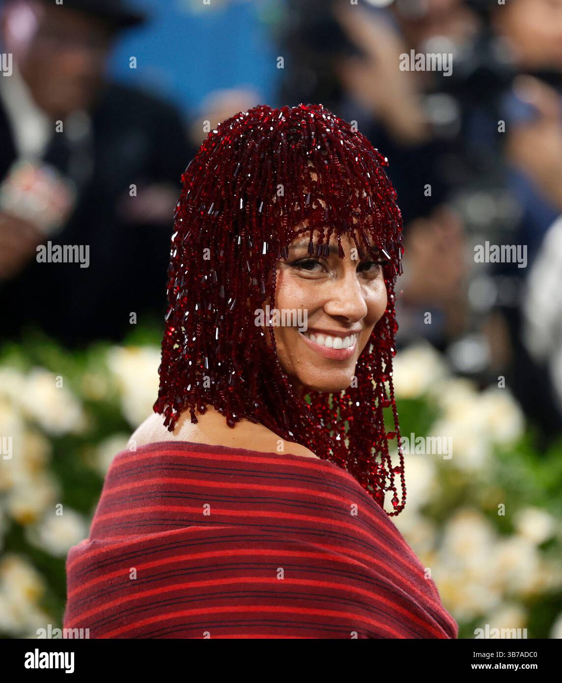New York, United States. 05th May, 2025. Alicia Keys arrives on the red ...