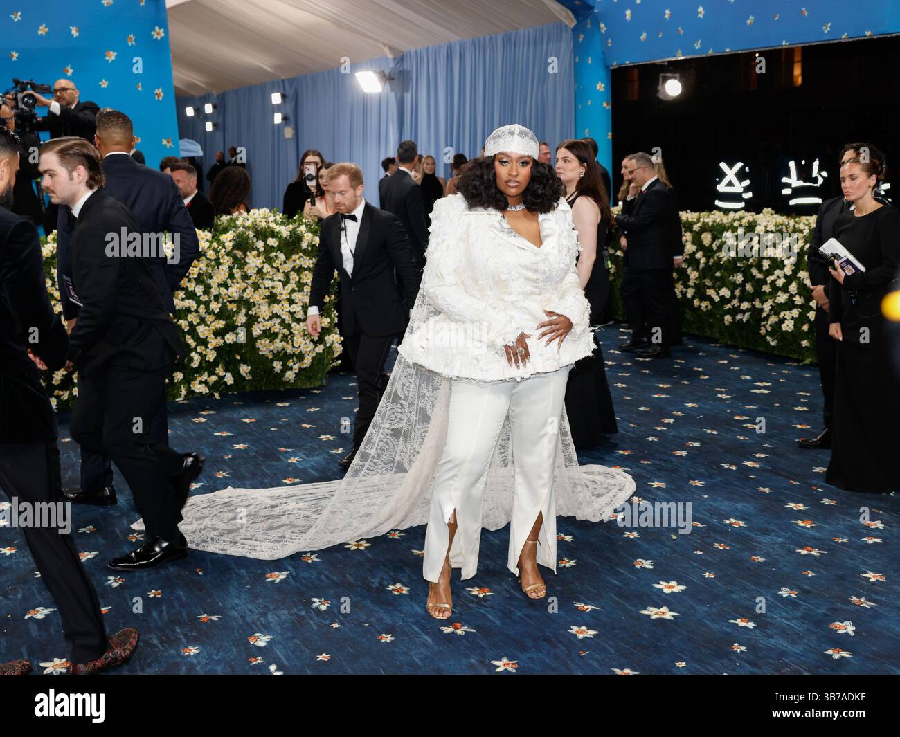 New York, United States. 05th May, 2025. Jazmine Sullivan arrives on ...