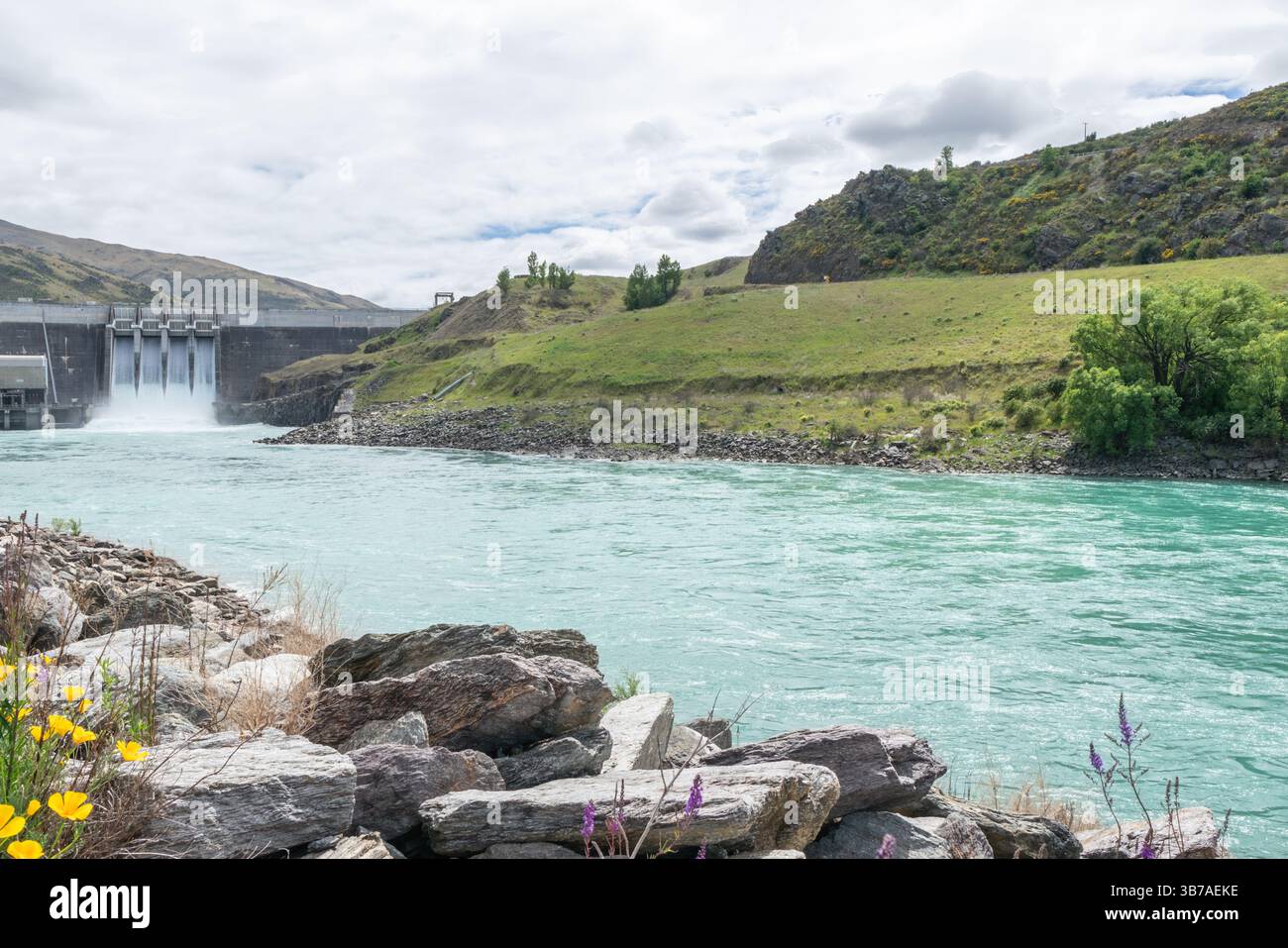 River clyde south bank hi-res stock photography and images - Alamy