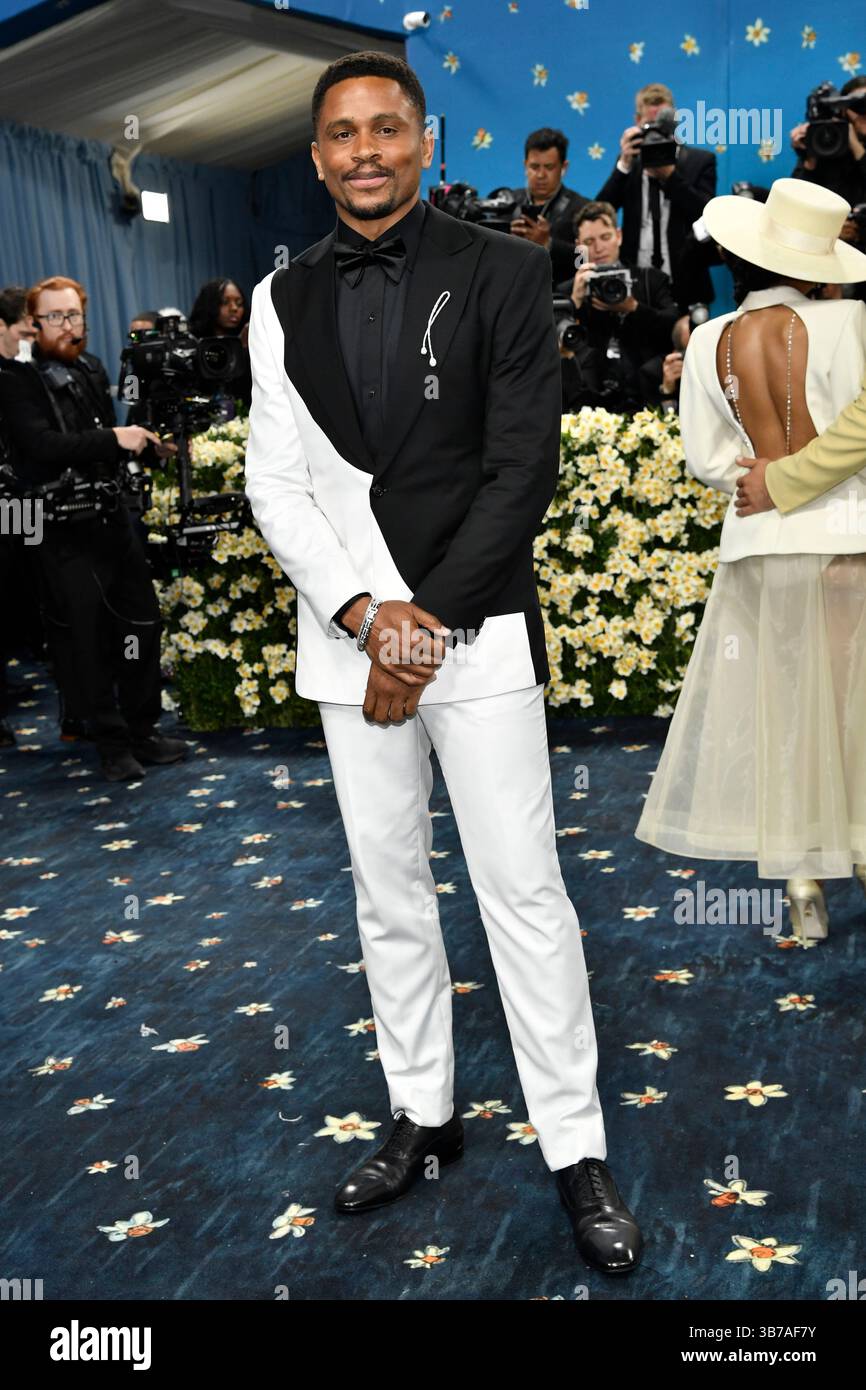 Nnamdi Asomugha attends The Metropolitan Museum of Art's Costume ...