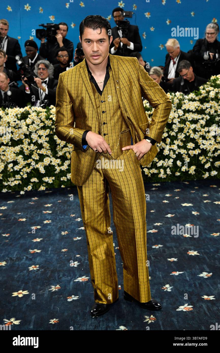 Henry Golding attends The Metropolitan Museum of Art's Costume ...