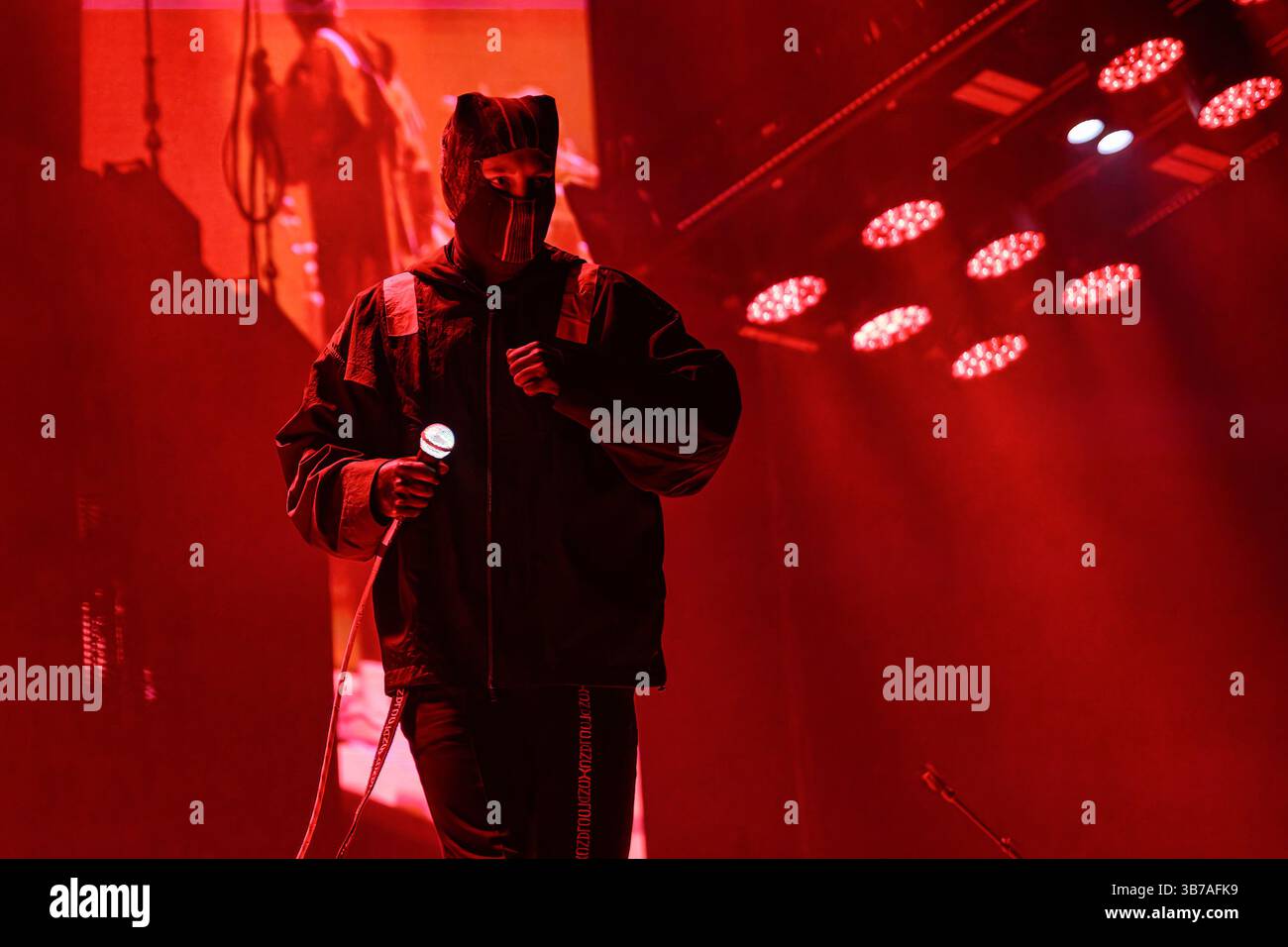 Glasgow, UK. 05th May, 2025. Tyler Joseph of Twenty One Pilots performs ...