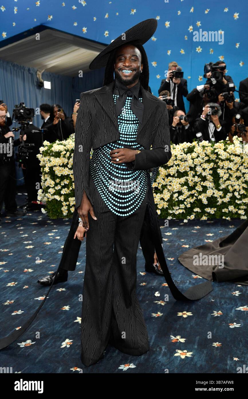 Shaboozey attends The Metropolitan Museum of Art's Costume Institute ...