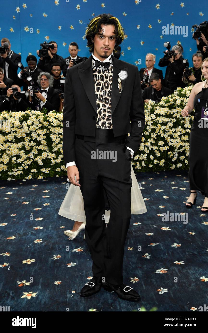 Omar Apollo attends The Metropolitan Museum of Art's Costume Institute ...