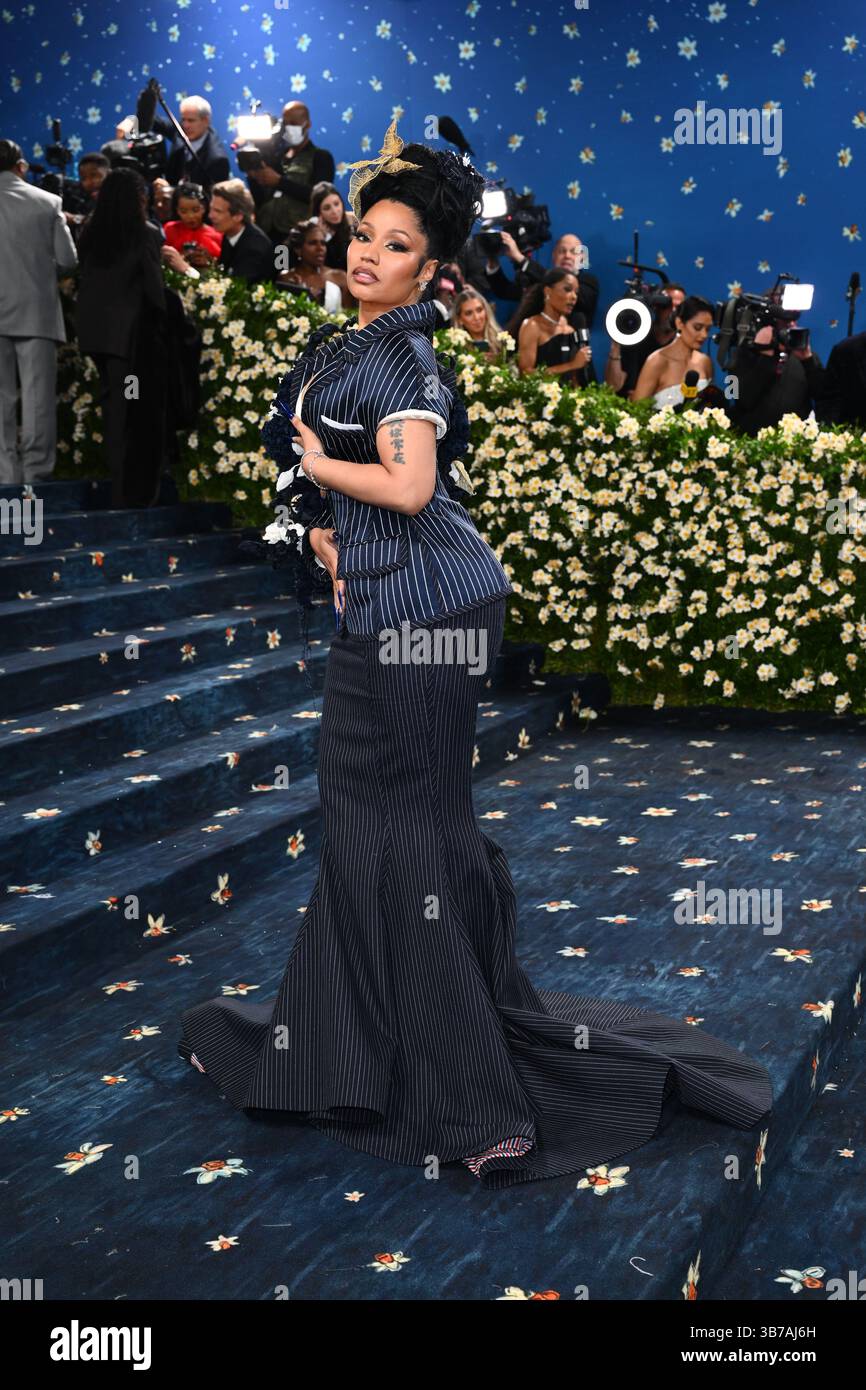 Nicki Minaj attending the Metropolitan Museum of Art Costume Institute ...