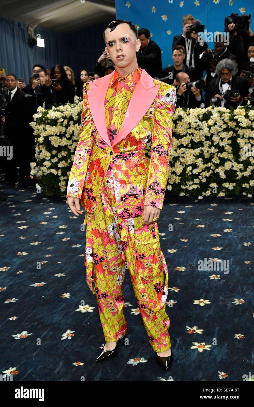 Cole Escola attends The Metropolitan Museum of Art's Costume Institute ...