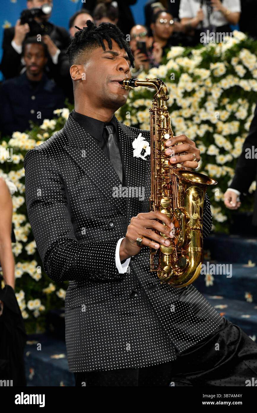 Jon Batiste attends The Metropolitan Museum of Art's Costume Institute ...