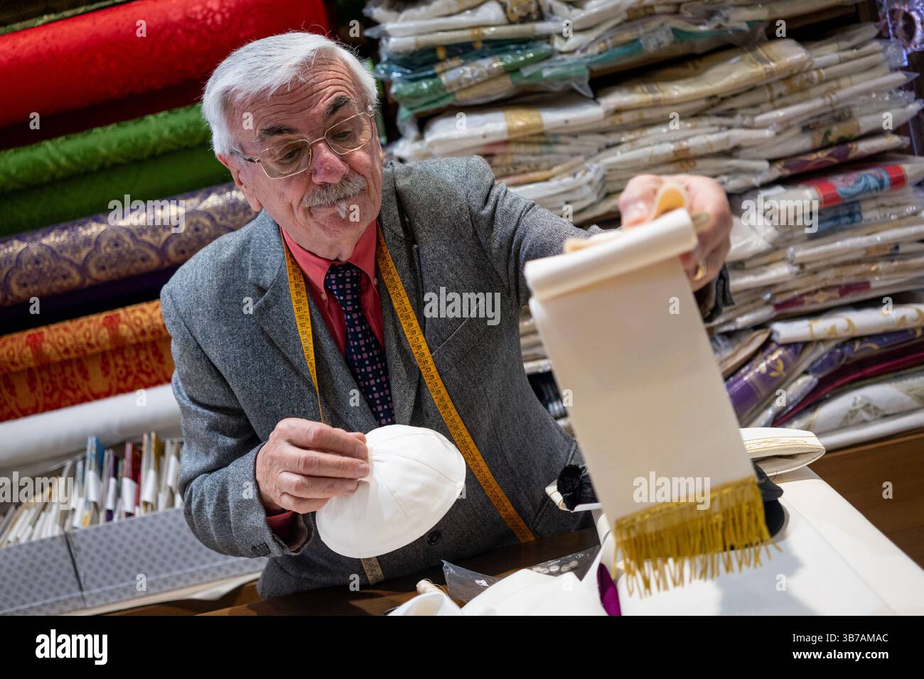Rome, Italy. 05th May, 2025. Raniero Mancinelli shows the zucchetto and ...