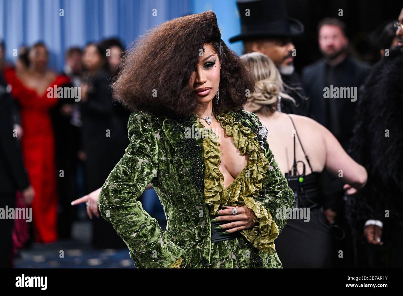 New York, USA. 05th May, 2025. Cardi B walking on the red carpet at the ...