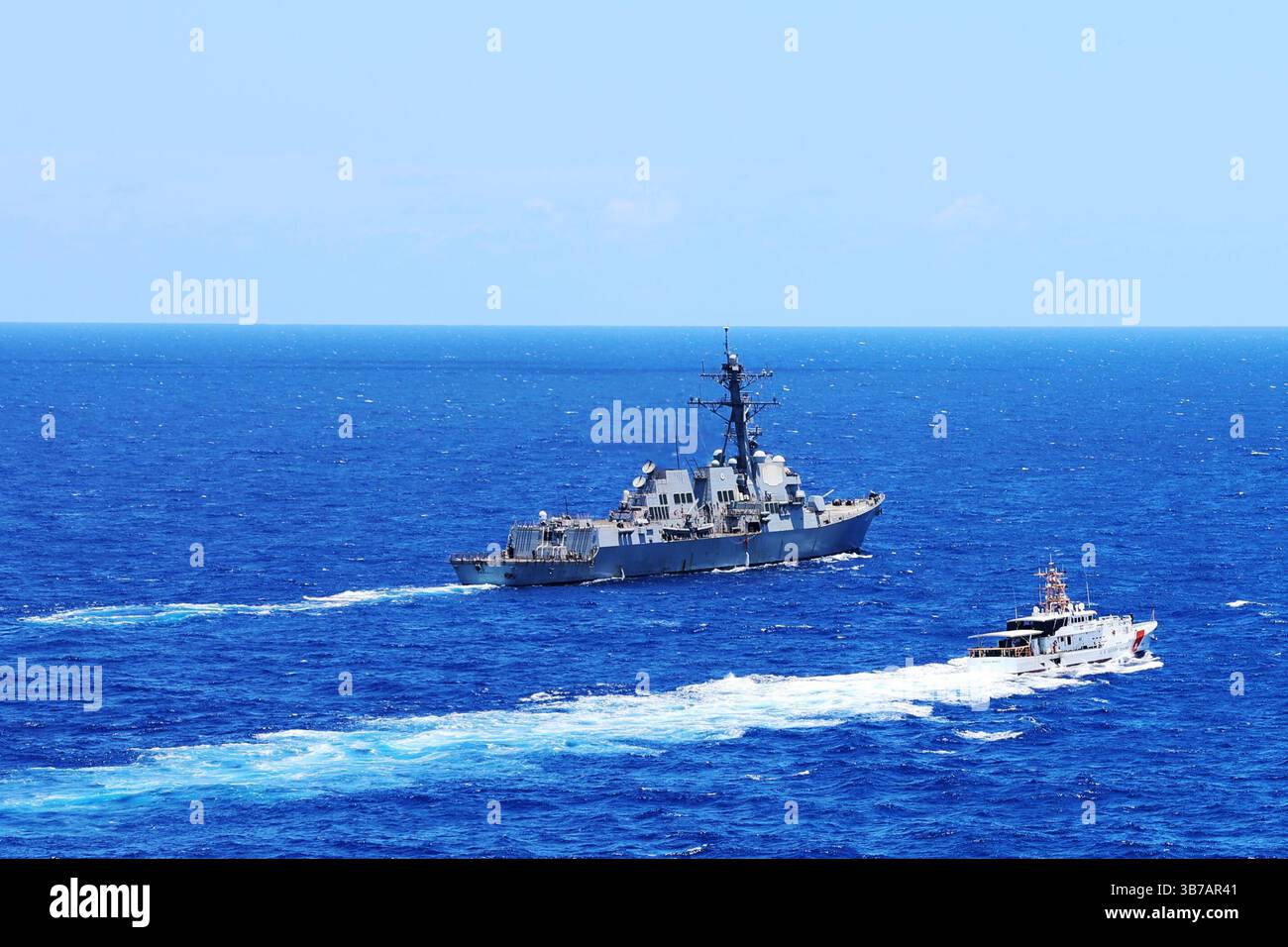 STRAITS OF FLORIDA (May 2, 2025) The Arleigh Burke-class guided-missile ...