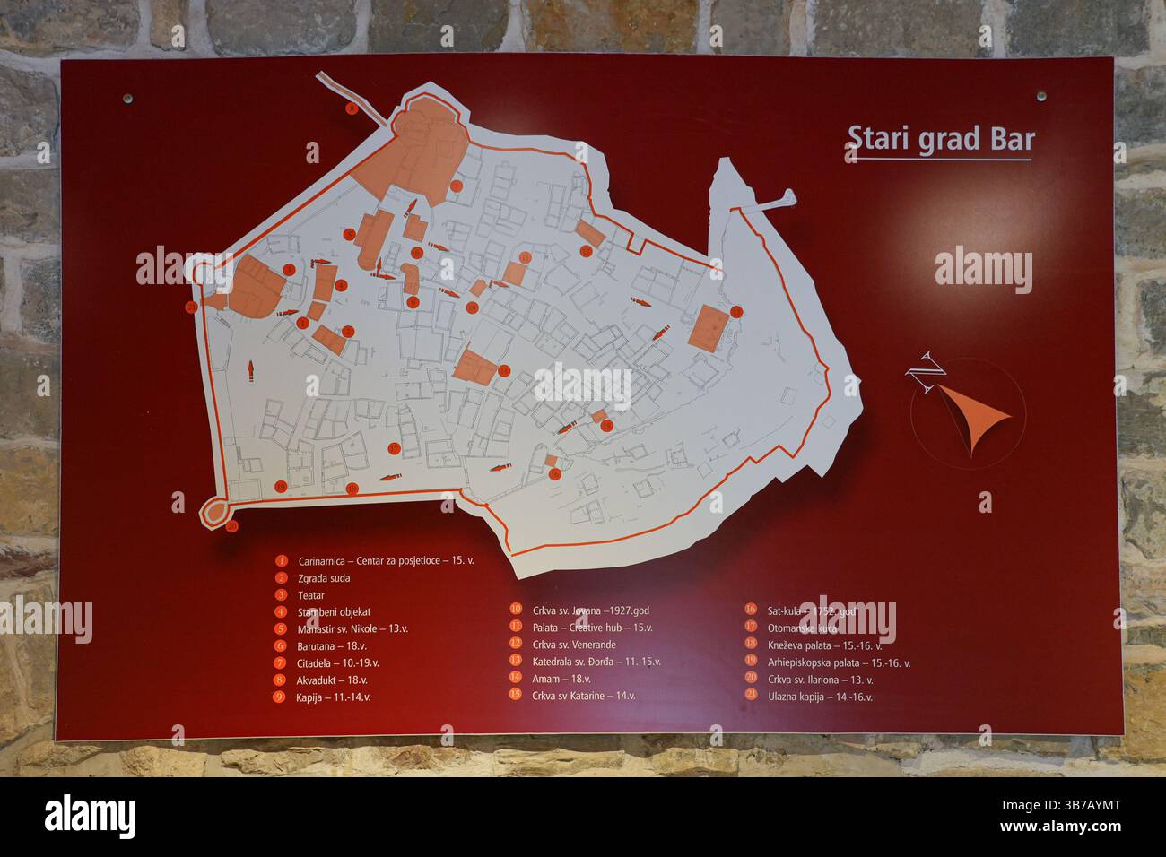 Medieval town map hi-res stock photography and images - Alamy