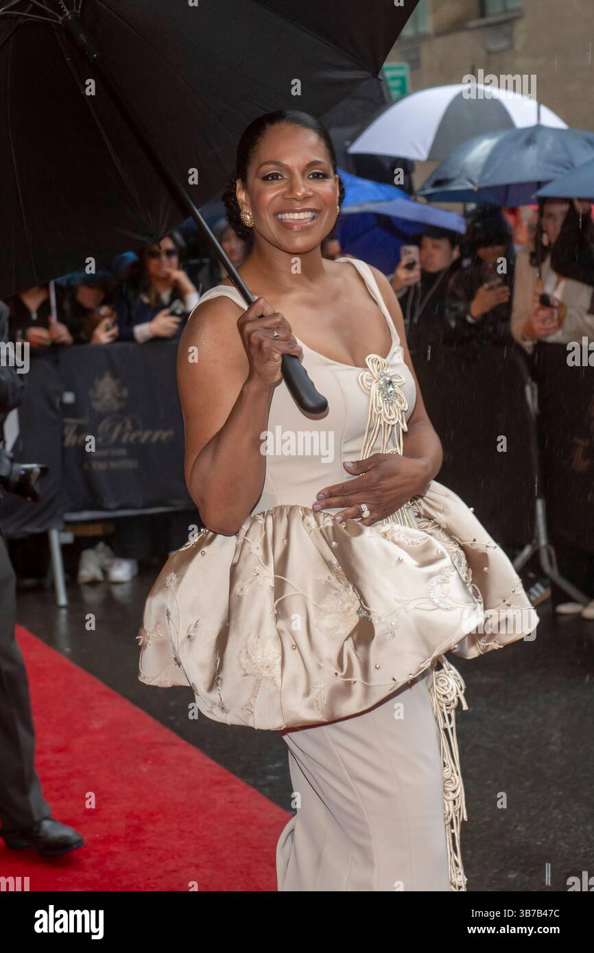 New York, United States. 05th May, 2025. Audra Ann McDonald wears ...