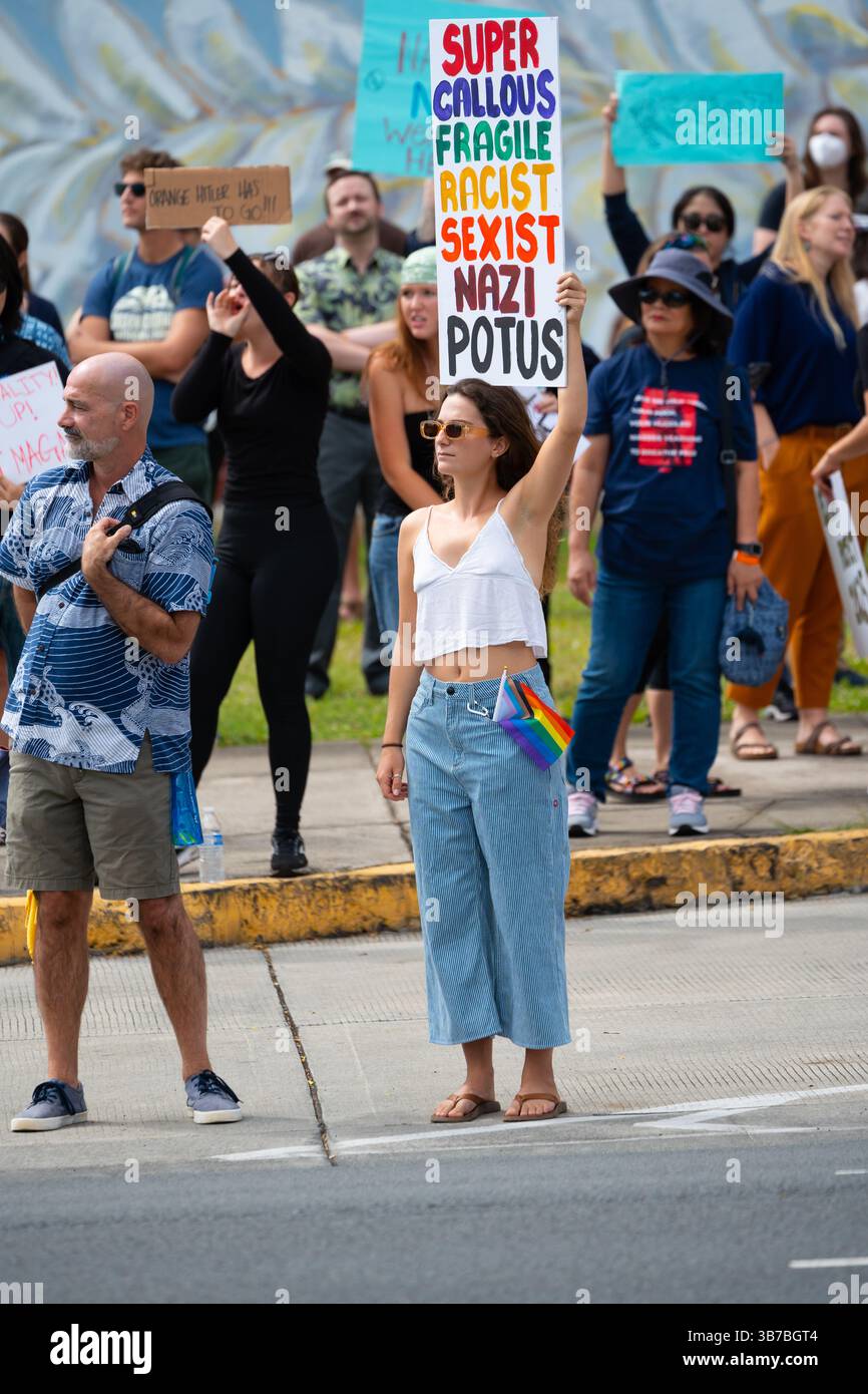 Crowd Descends on Hawaii State Capitol in Protest Against President ...