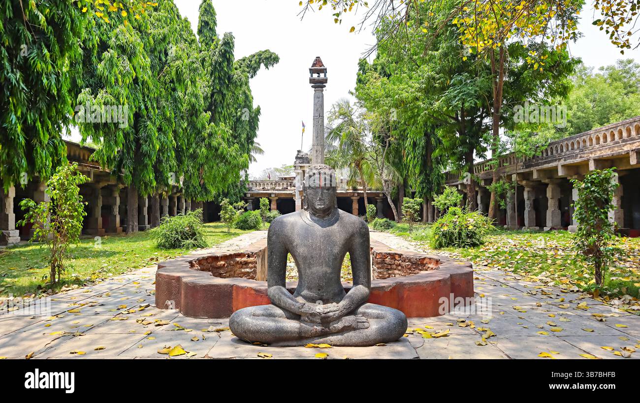 Statue of a Jain muni in the campus of Chalukya-era Shri Someshwara ...