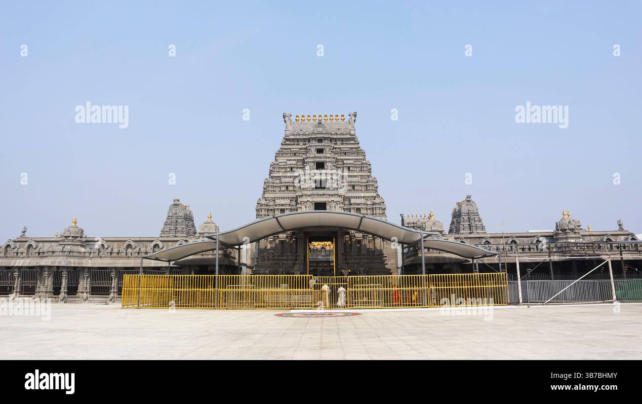 Gopuram of the newly built Lakshmi Narasimha Swamy Devasthanam ...