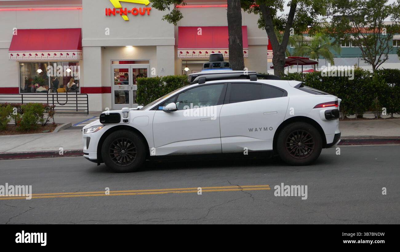 Los Angeles, California, USA 4th May 2025 Waymo Driverless Car at In-N ...