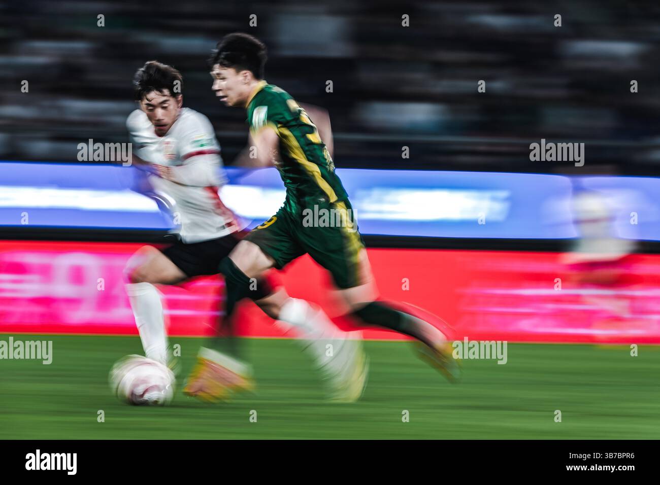 Zhejiang Professional Football Club defeated Changchun Yatai Football ...