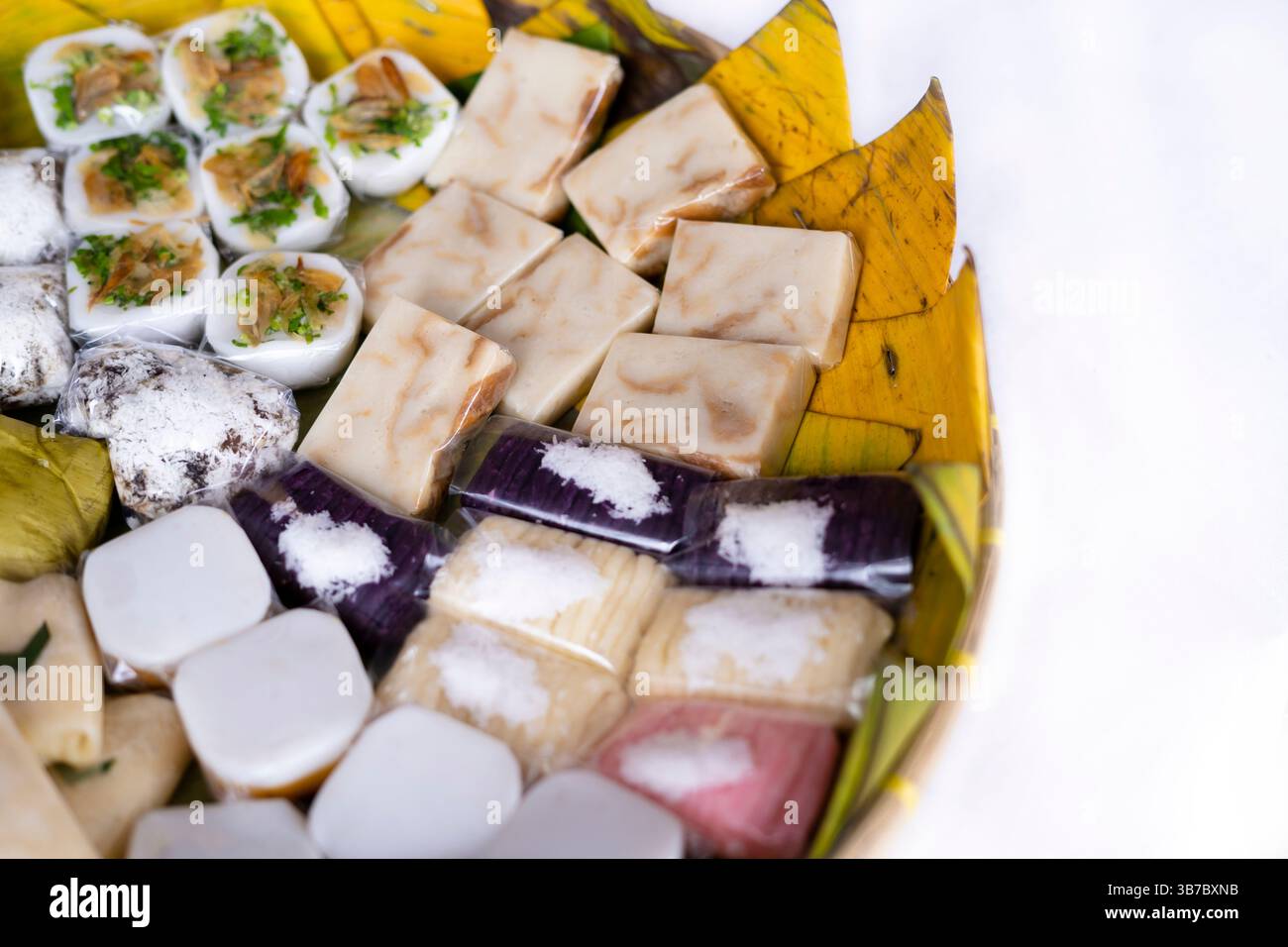 jajanan pasar,traditional snacks,Indonesian food isolated in white ...