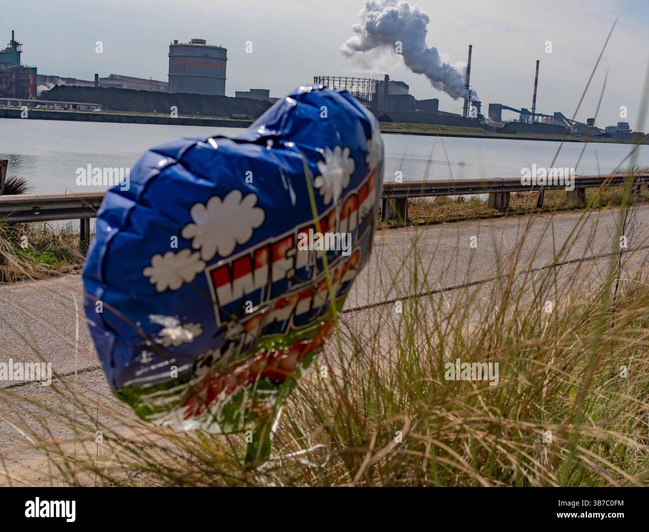 Blast furnace and general view of the Arcelor Mittal Dunkirk steelworks ...